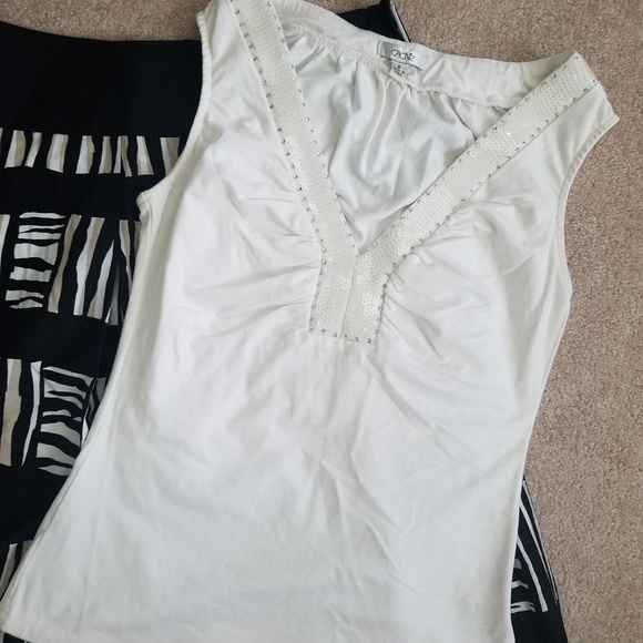 Cache | Tops | Cache White Sequin Sleeveless Top | Poshmark